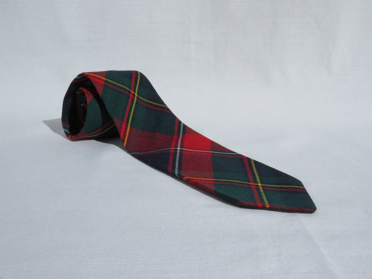 Quebec Canadian Tartan – Taylors Tartans