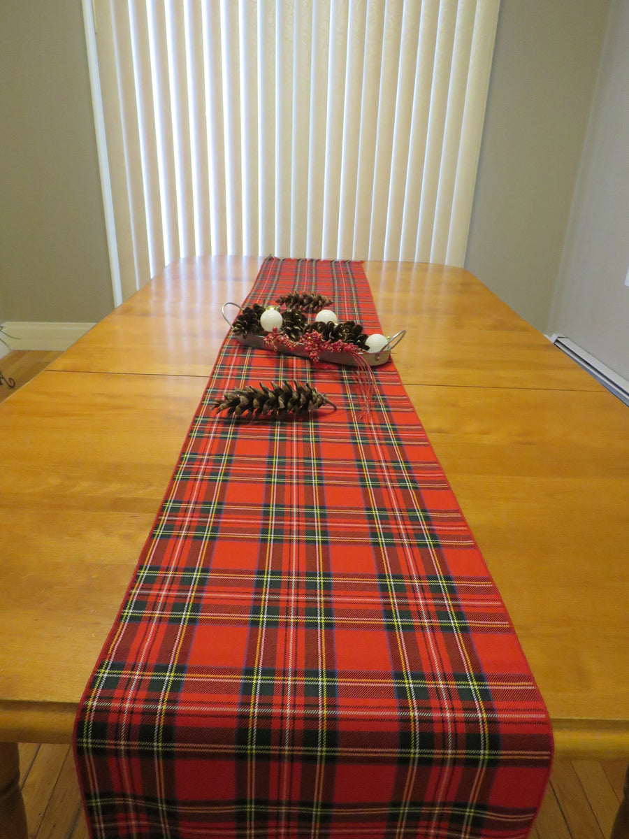Royal Stewart Tartan Table Runner – Taylors Tartans
